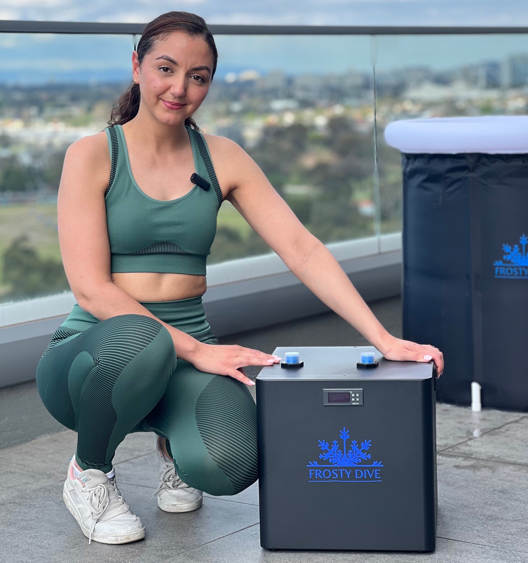 Frosty Dive Portable Ice Bath Plunge - Experience Cold Therapy Anywhere